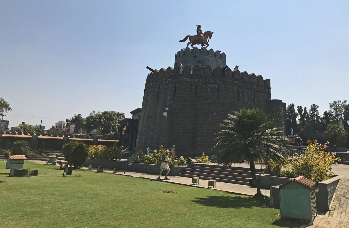 Stock Pictures: Akluj Fort