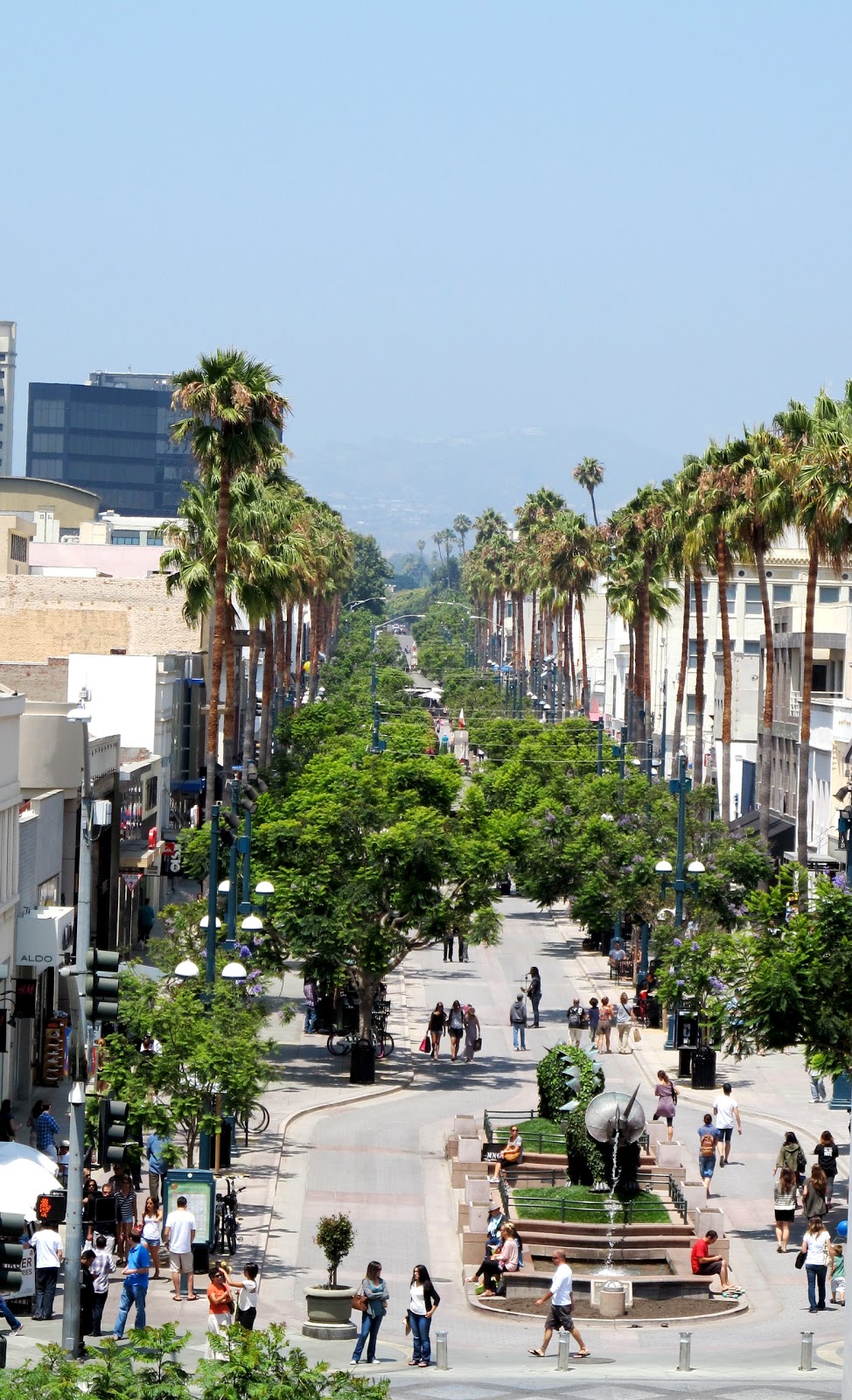 365 los angeles: #208: Third Street Promenade