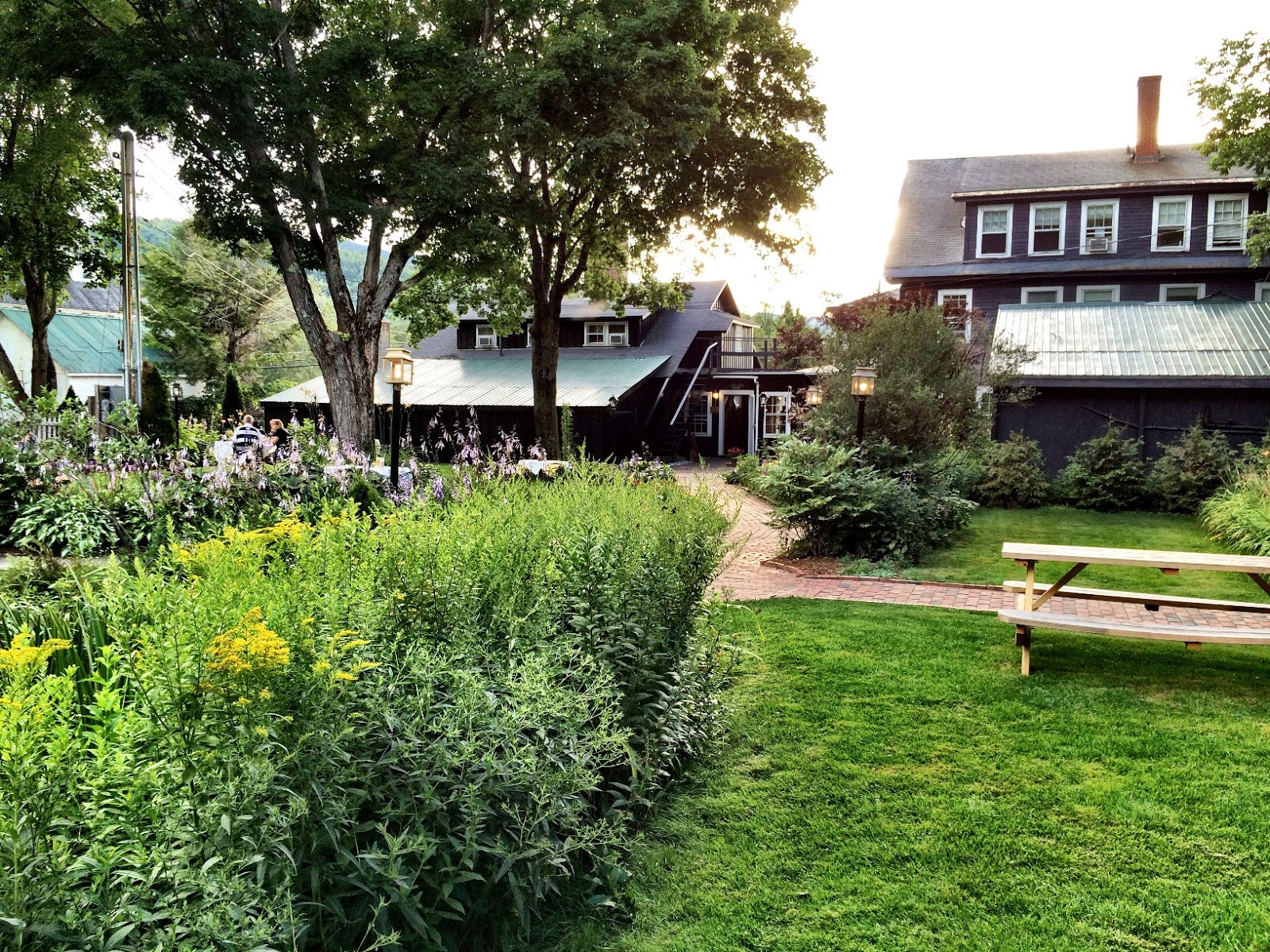 Evan and Lauren's Cool Blog: 8/4/16: Wildcat Inn and Tavern Lovely ...