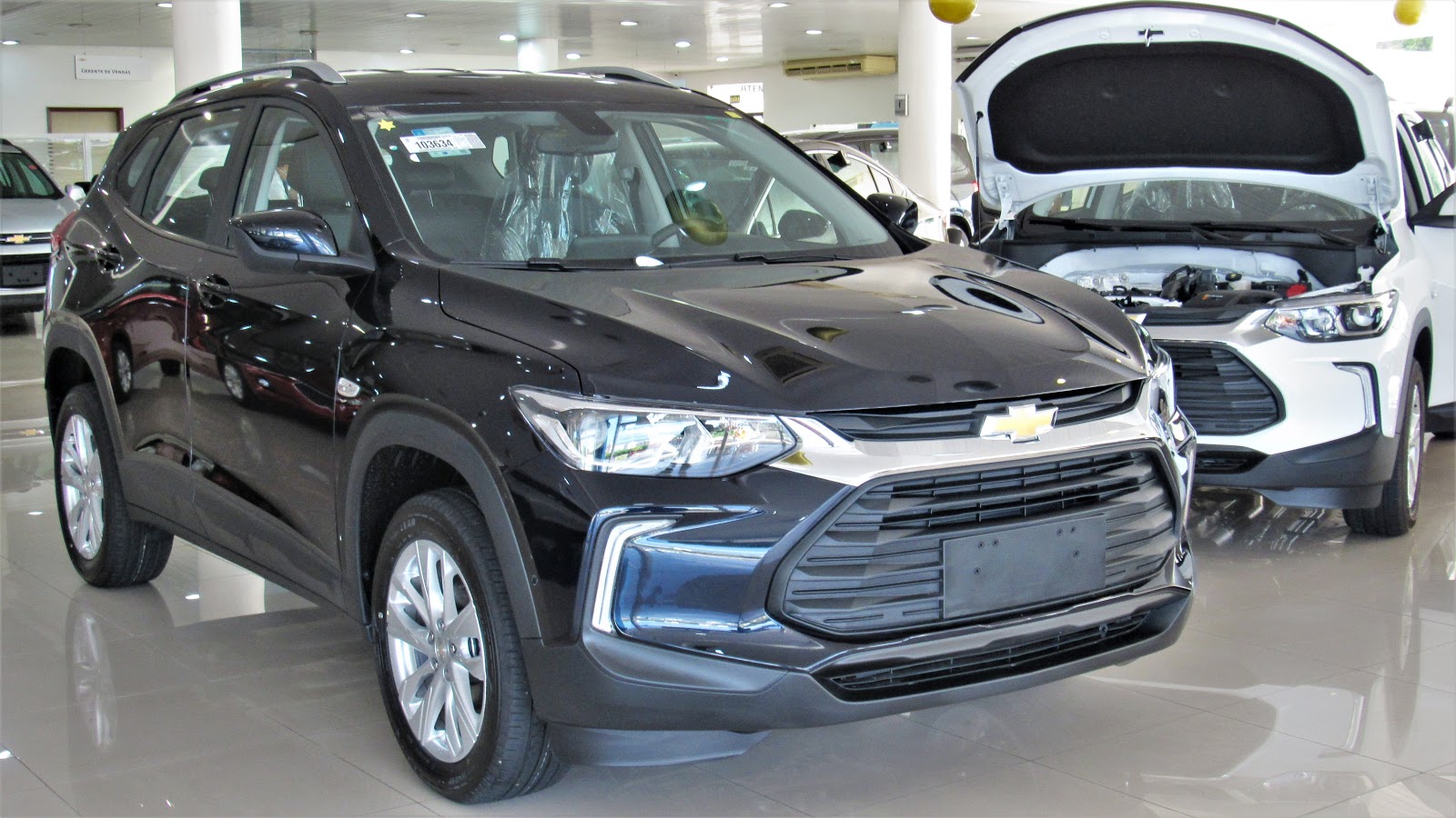 Detalhes do Chevrolet Tracker 2021 nas versões LT, LTZ e Premier
