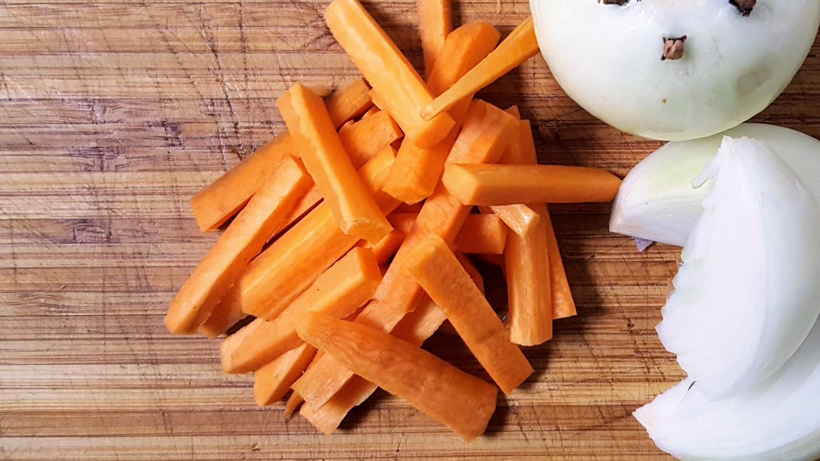 Taillage des légumes et des fruits, 55 découpes expliquées