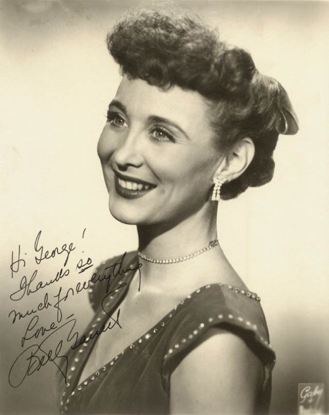 30 Vintage Portrait Photos of Betty Garrett in the 1940s and ’50s ...