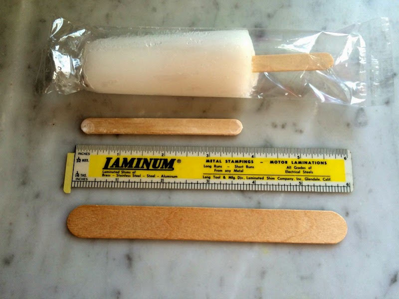 Content in a Cottage: More Caulking Photos of My DIY Bathtub Project