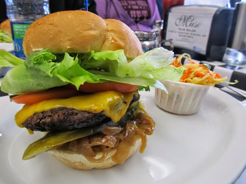 Burger Club - Winnipeg: November 2014