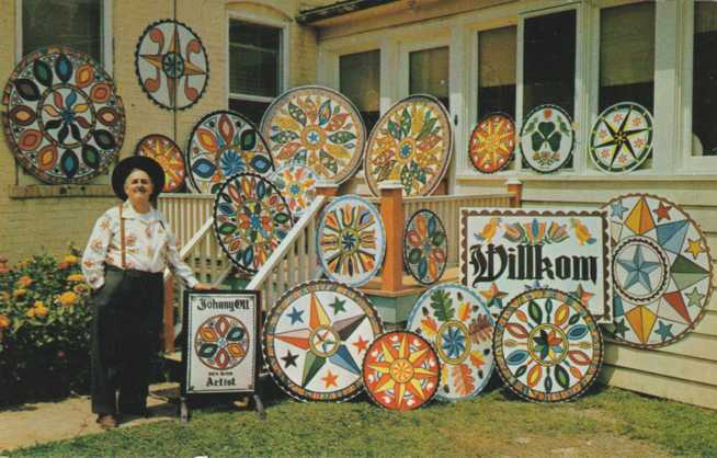 The LostSock Life: Barn Hex SIgn