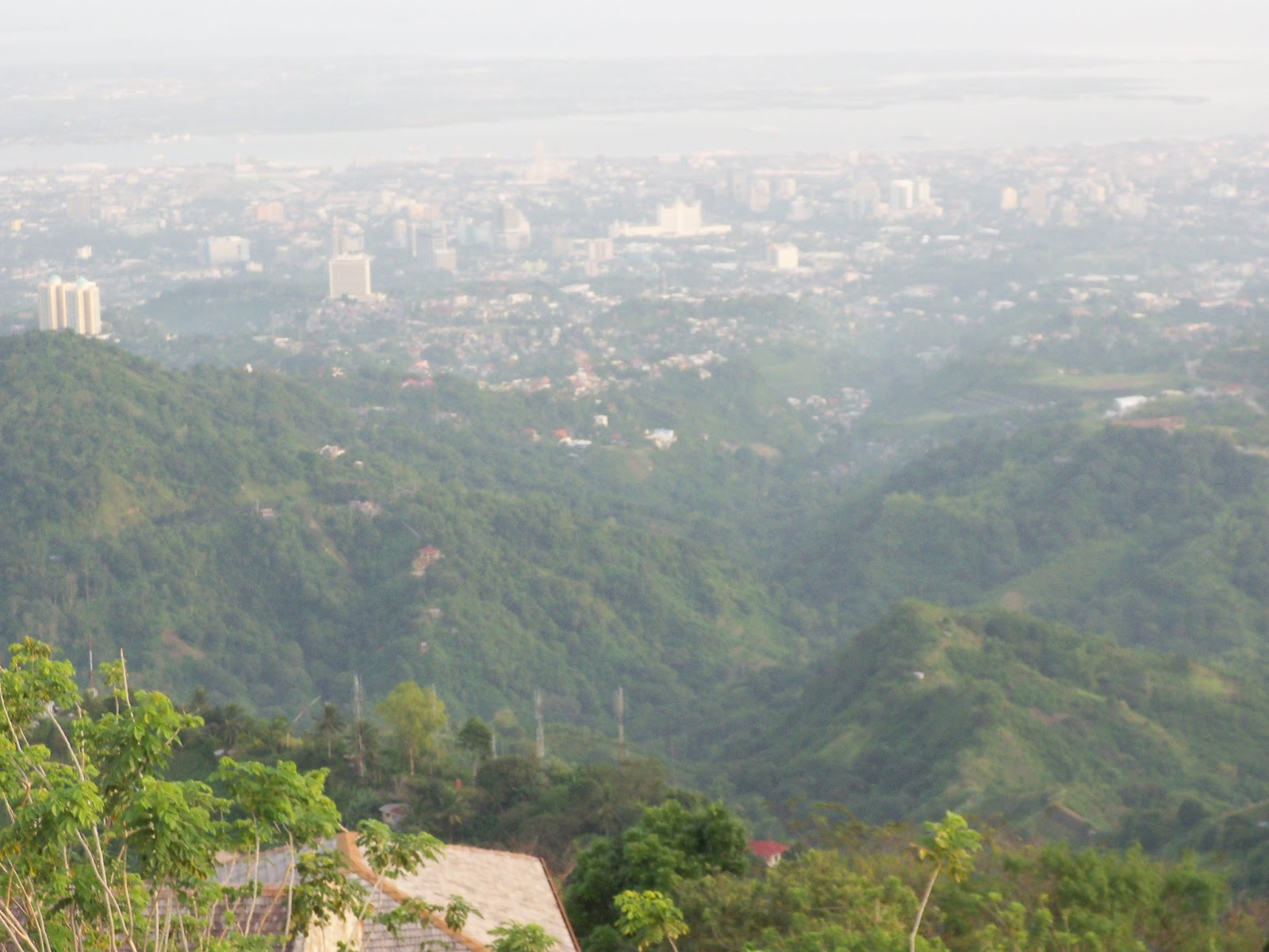 gene's adventure blog site: at the TOPS SKYRISE CEBU