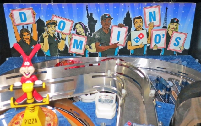 Neon Rocketship: Pizza Pinball