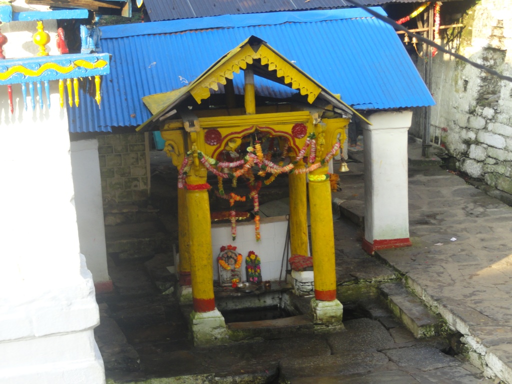 Hindu Temples of India: Kasi Viswanath Temple, Guptkashi – The Temple
