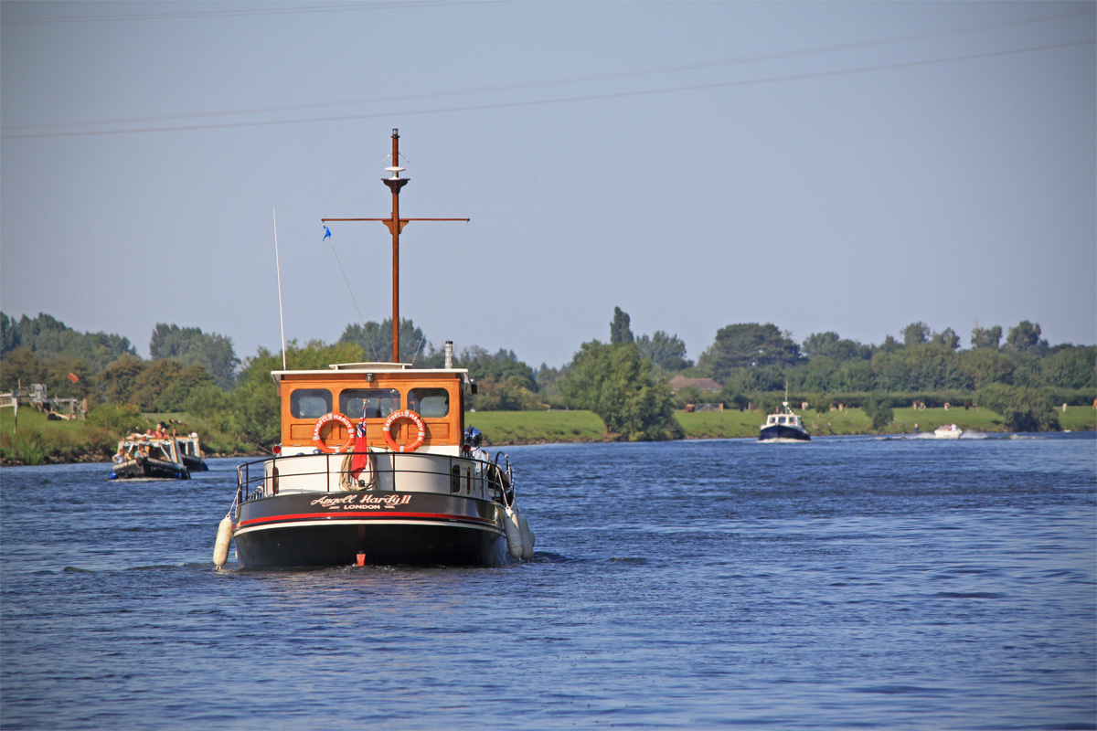 Captain Ahab's Watery Tales: Rochdale 2013 - Muskham Ferry