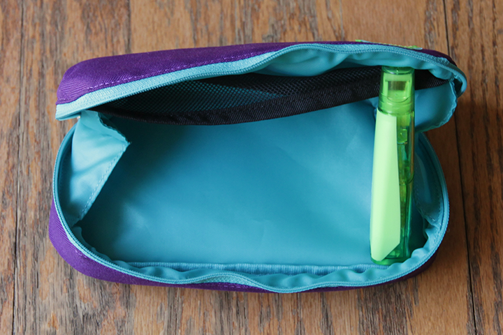 review: kokuyo shellbro pen case - ink between the teeth