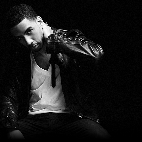 Walking Miami: Mar 6 at RYAN LESLIE at LIV-Miami Beach