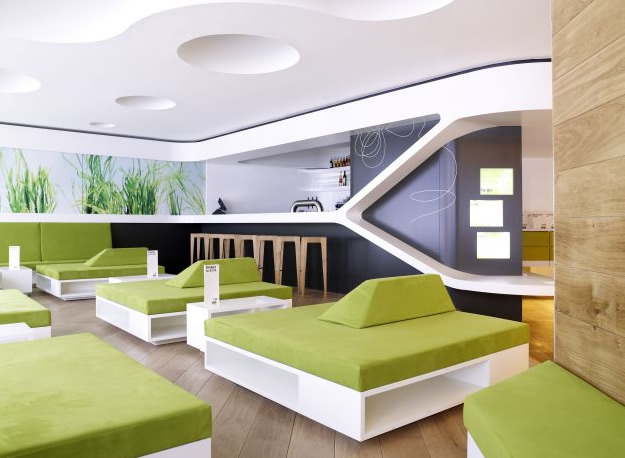 HOSPITALITY WAREHOUSE: FAST FOOD OUTLET DESIGN IN 2011