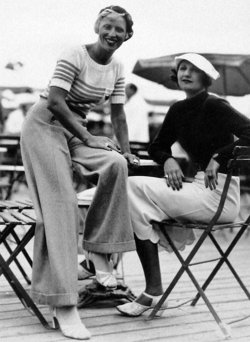VINTAGE PHOTOGRAPHY: French Fashion 1920s