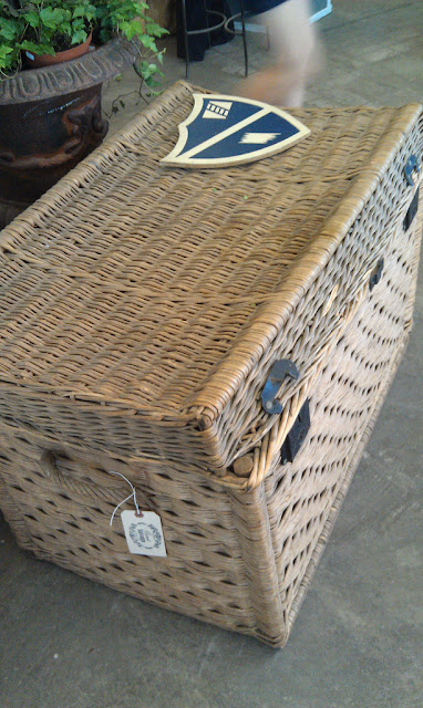 FOCAL POINT STYLING: FRIDAY FINDS: ON TREND TRUNKS!