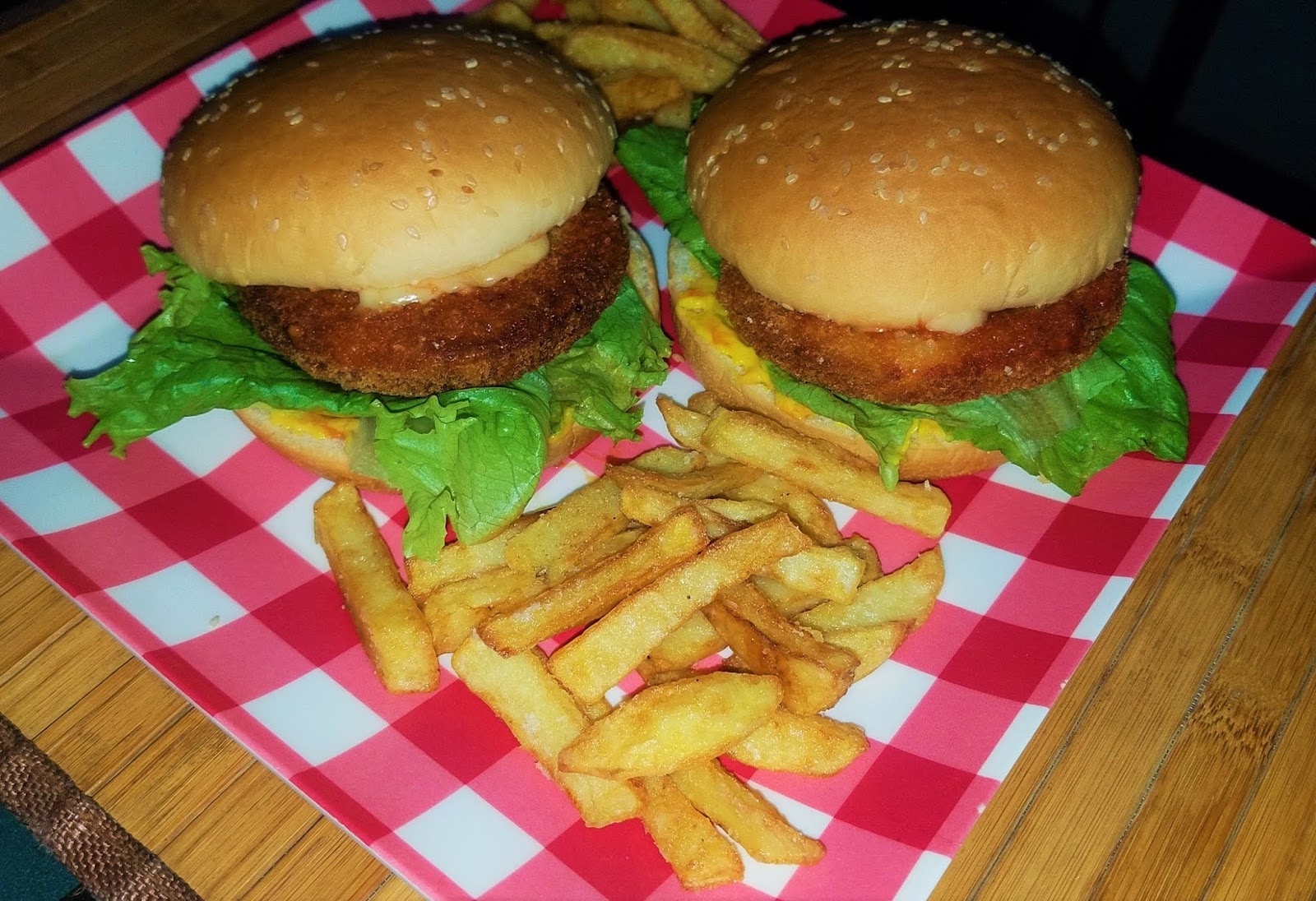 The Hoggerz: A Classic Chicken Burger