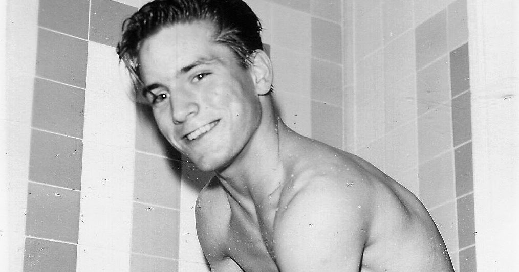 Men From Back Then : Little Joe Never Once Gave It Away