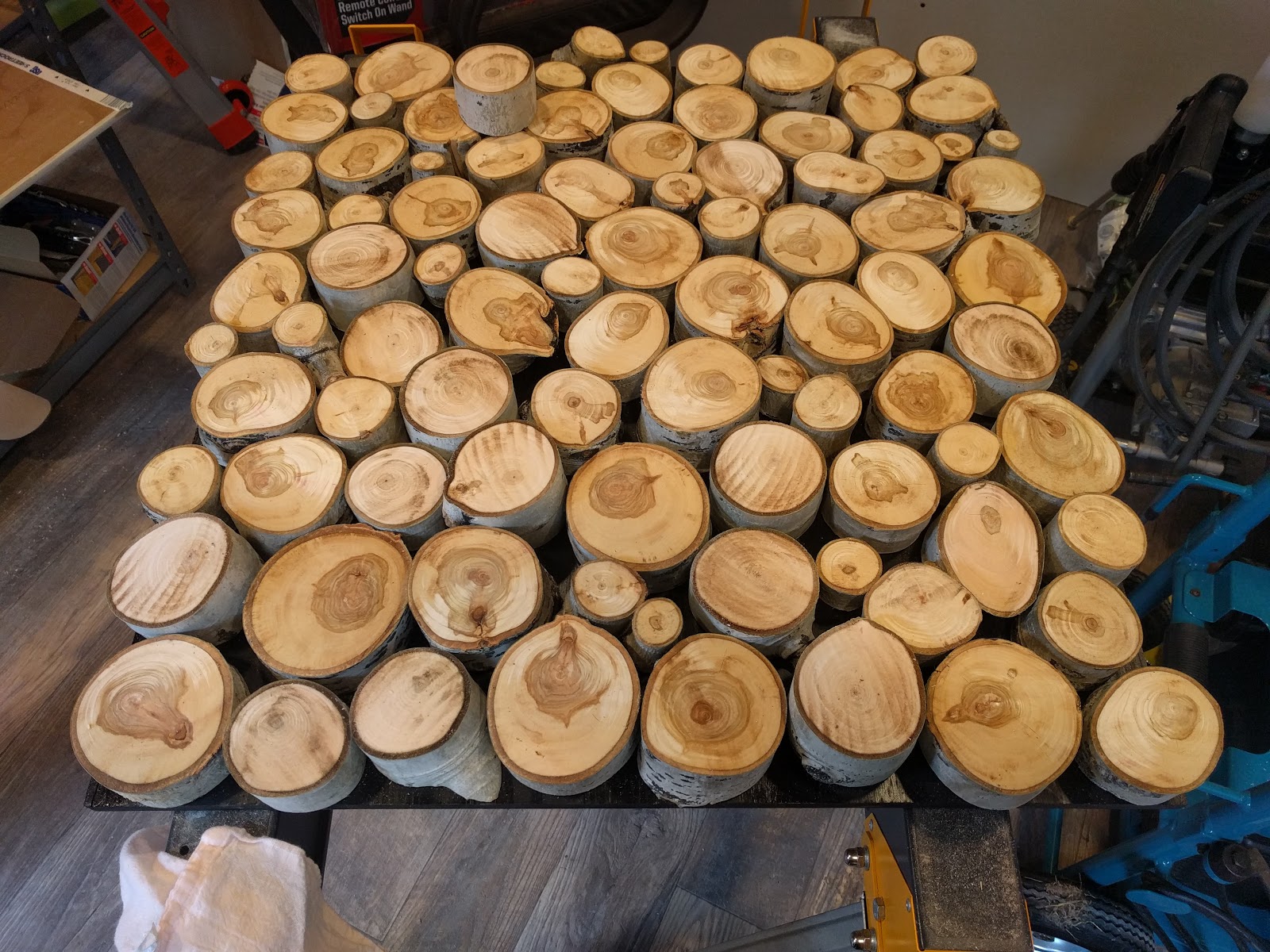 Jac Crafts: Faux Fireplace Log Stack