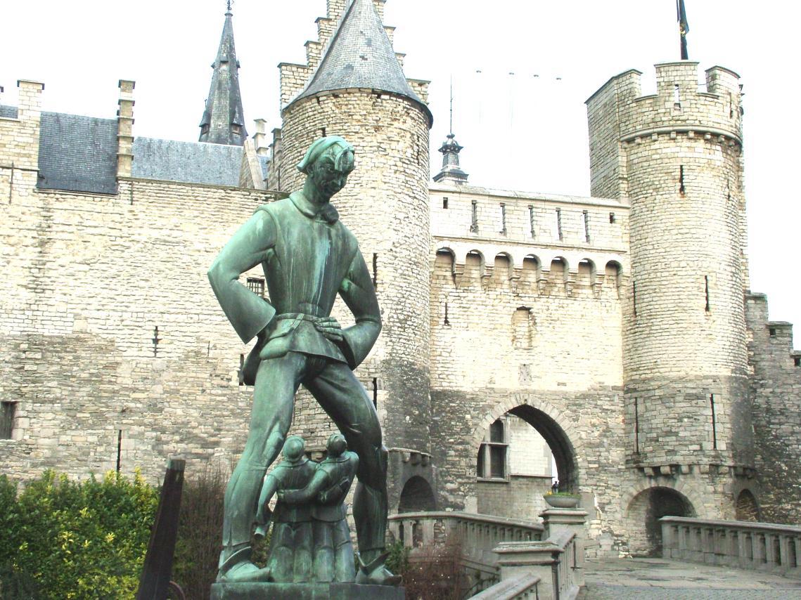 Lange Wapper: a legendary giant of Antwerp