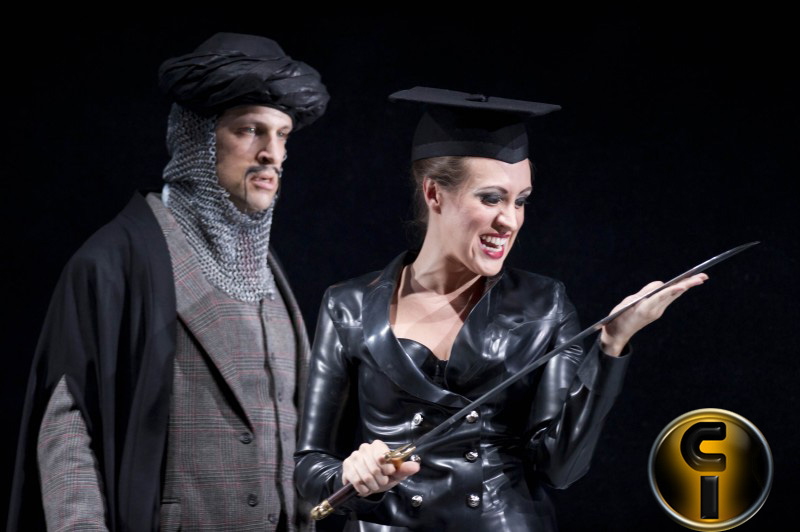 CULTURALMENTE INCORRECTO: "Rinaldo": Excelente y precisa puesta moderna ...