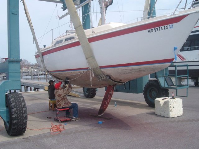 Ericson 25, Oystercatcher: Ericson 25, Centerboard, Deployed and Stowed