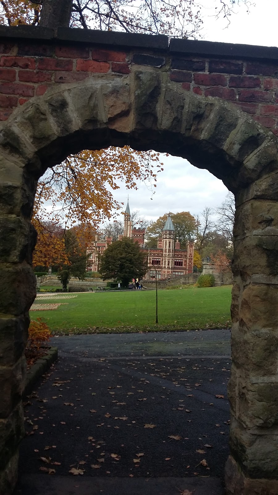Northumbrian Gunner: Saltwell Park 2019 - Field of Remembrance