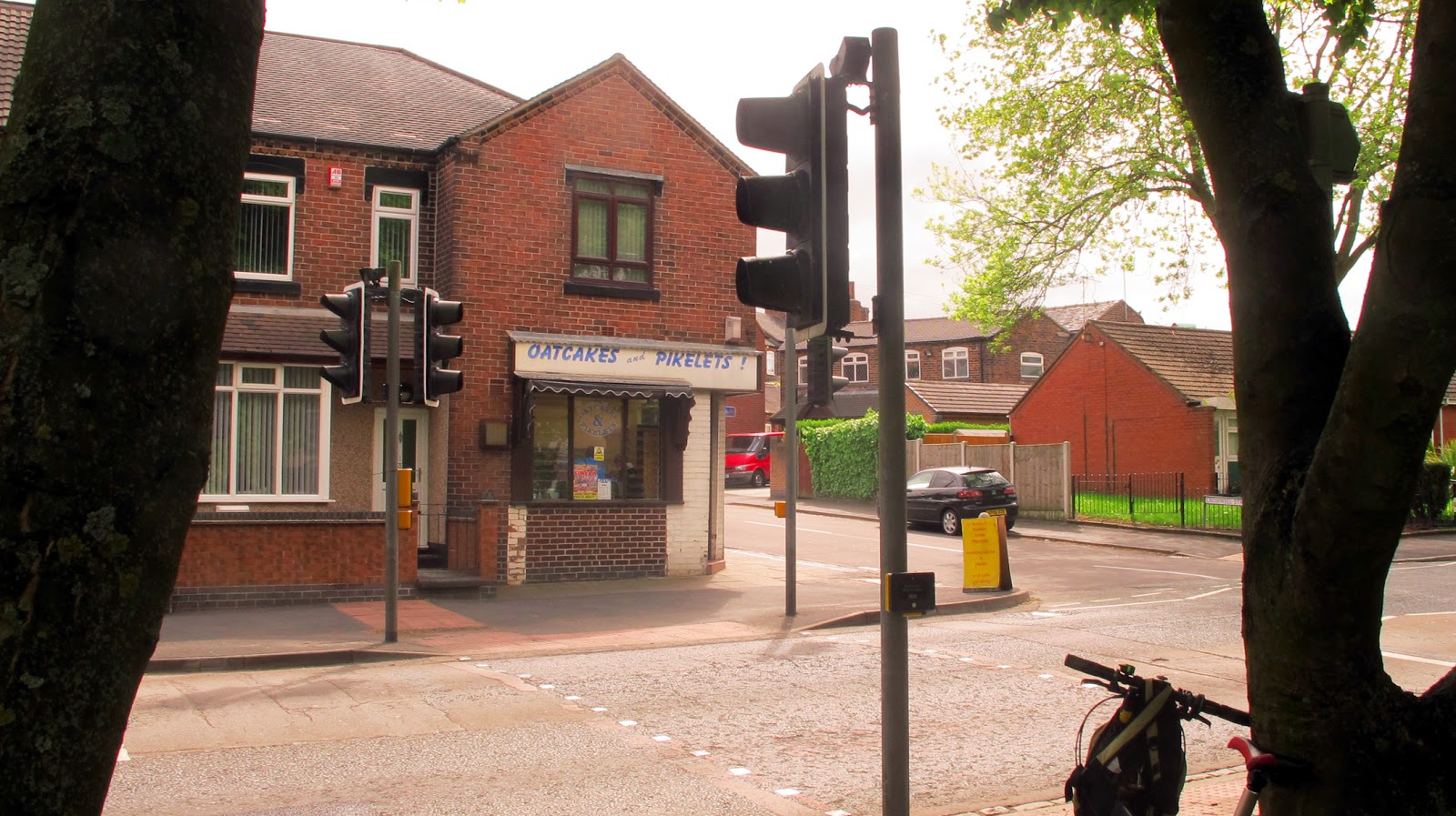 Two Wheels and a Camera: Biddulph Valley Way