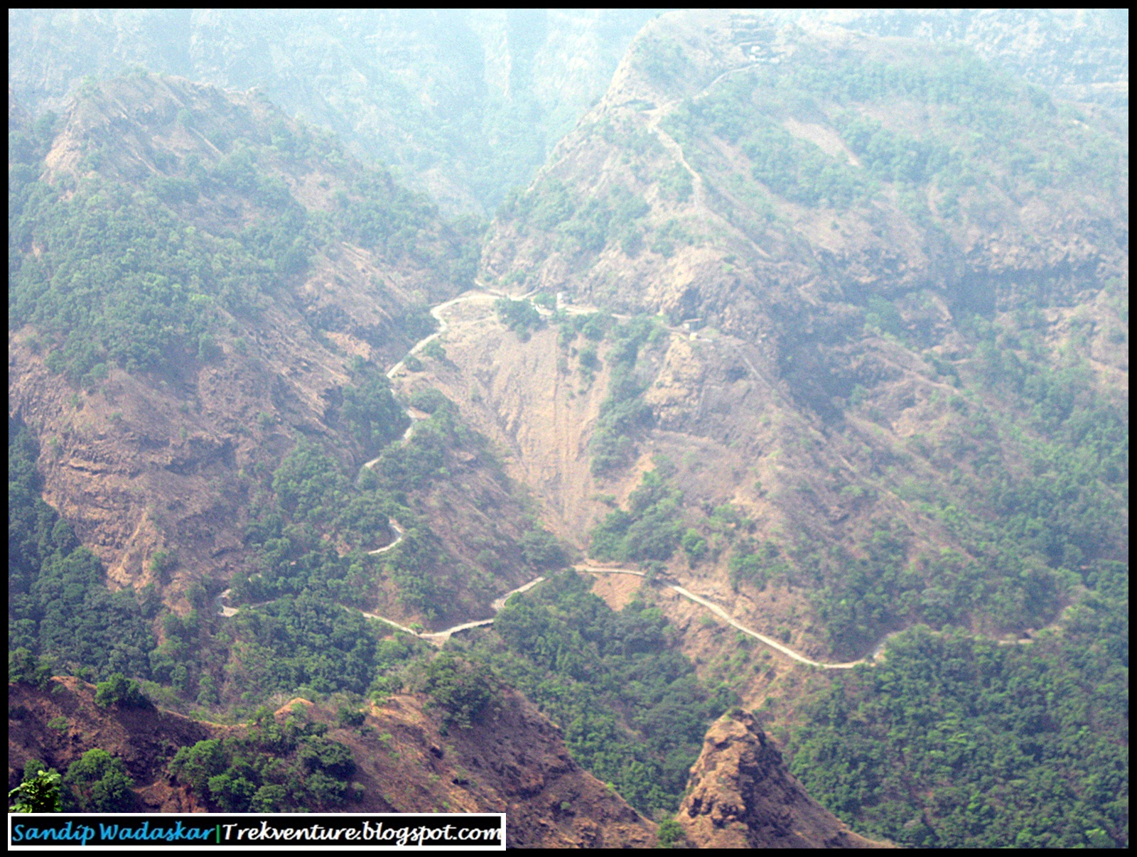 माझी मुशाफिरी... A trekker's photodiary by Sandip Wadaskar ...