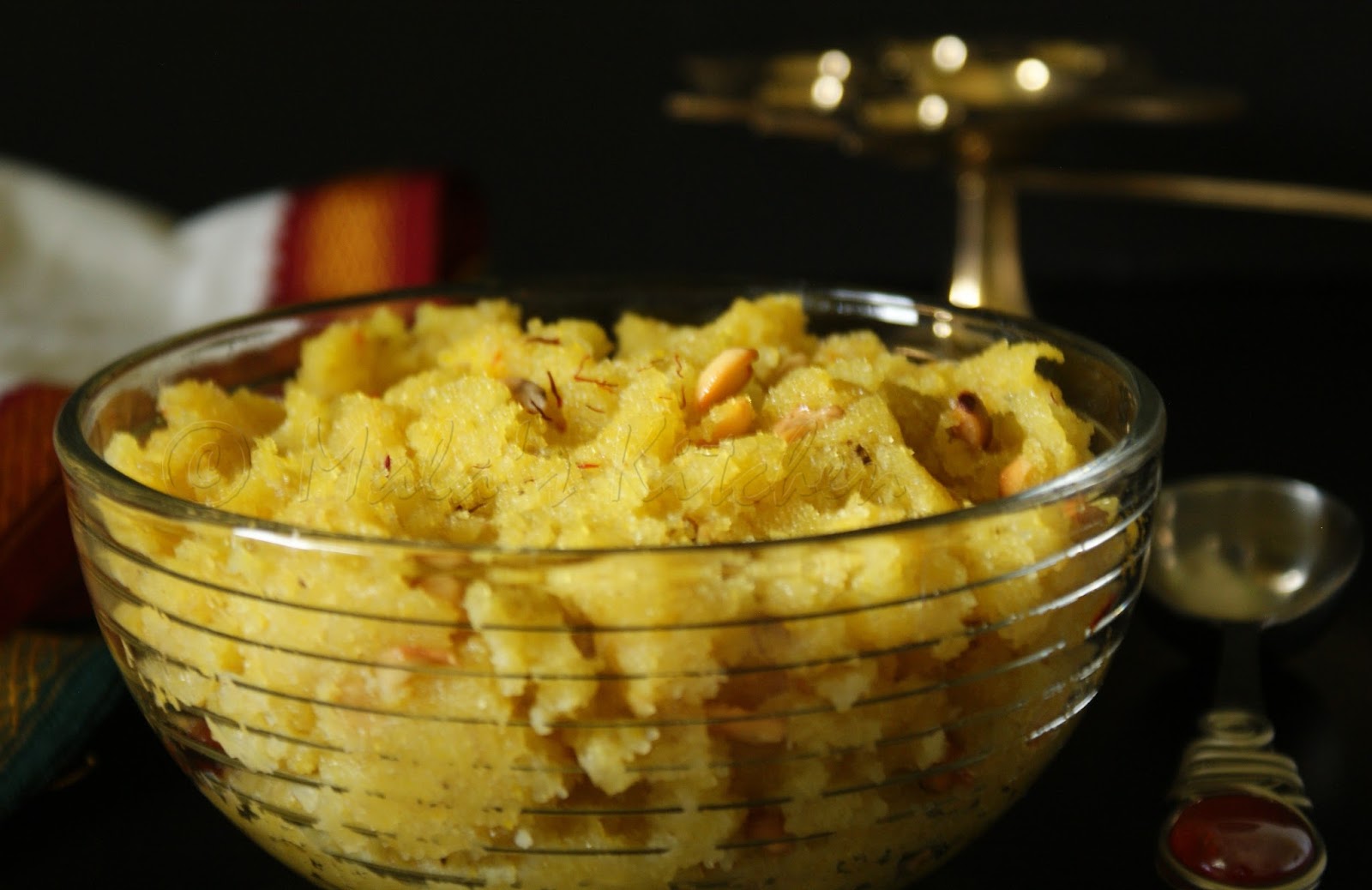 Valhapalu Sajjige | Banana Sheera/Halwa | Balehannu Sajjige - Malas-Kitchen