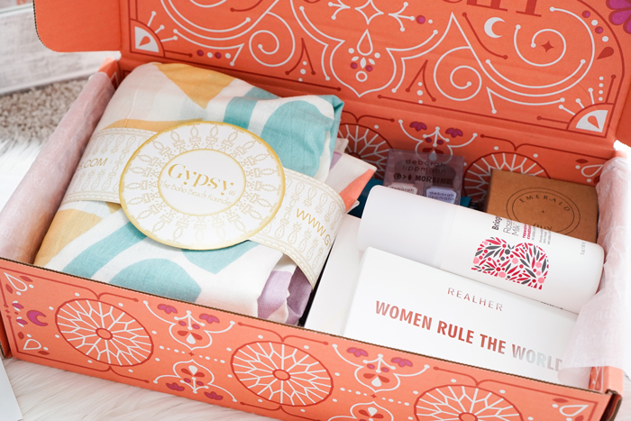 FabFitFun Spring Unboxing + Review - Strawberry Chic