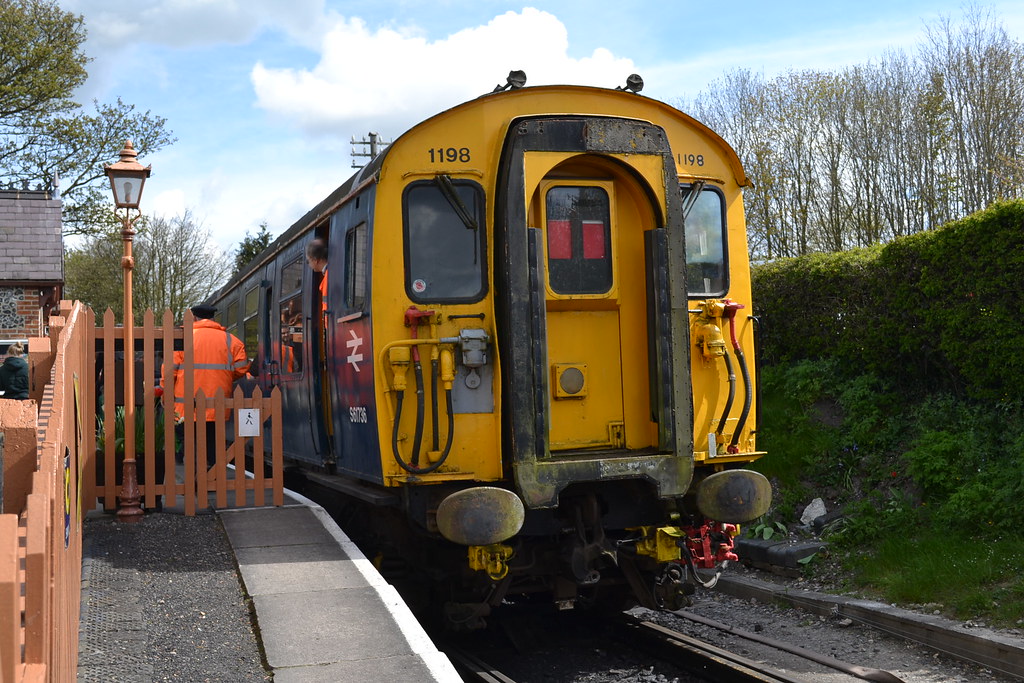British Diesels and Electrics: Class 411 (BR Eastleigh Express Services ...