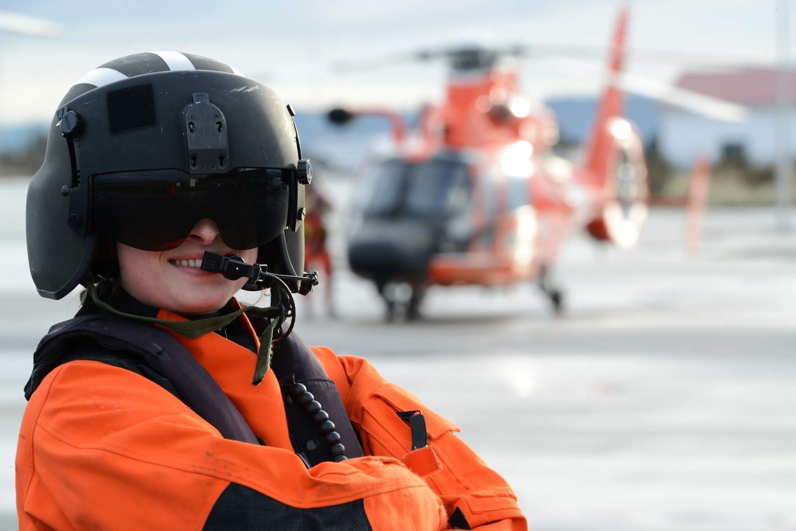 Hlcopters Magazine Blog: US Coast Guard aircraft maintenance staff