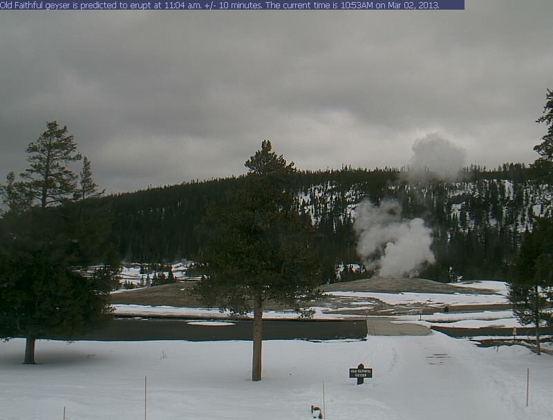 Webcam Traveler: webcam focused on Old Faithful in Yellowstone National ...
