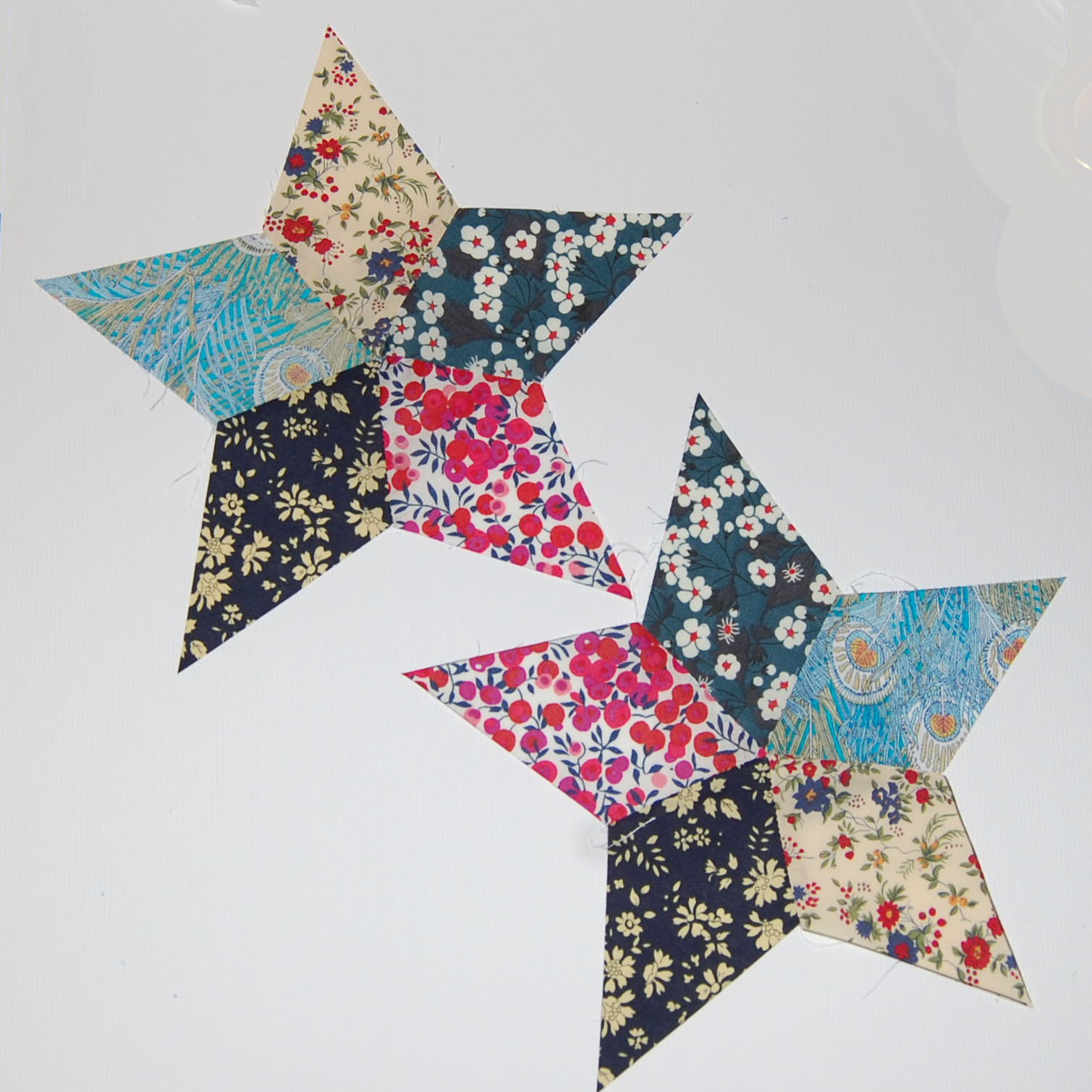 BLONDE DESIGN: Liberty Print Patchwork Star Tutorial