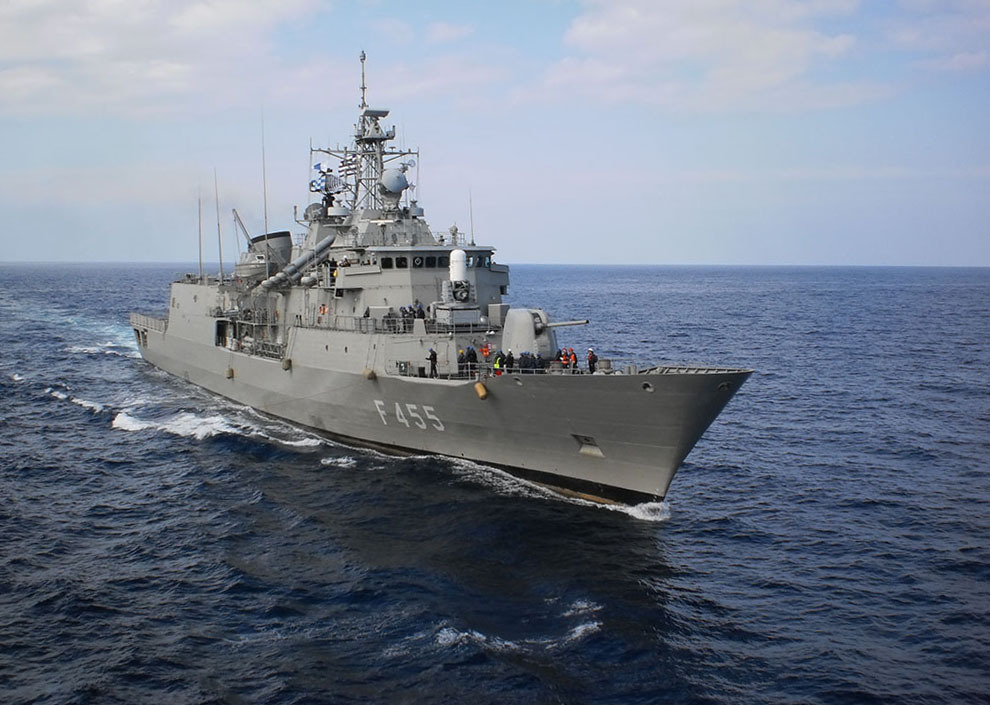 Επιχείρηση Sea Guardian: Η Φ/Γ ΣΑΛΑΜΙΣ στην Κεντρική Μεσόγειο με την ...