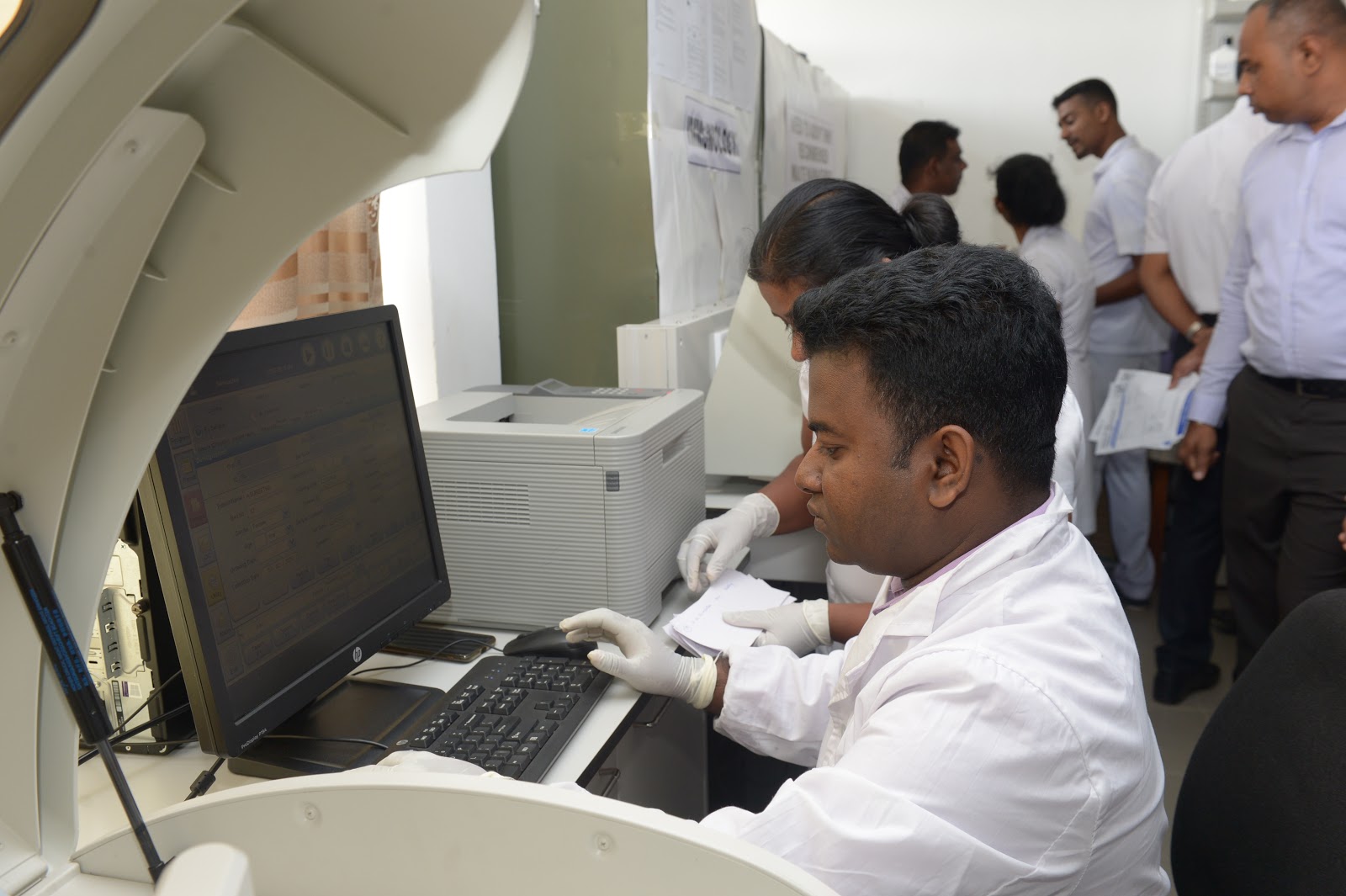 College of Medical Laboratory Science, Sri Lanka: State of Art Mobile ...