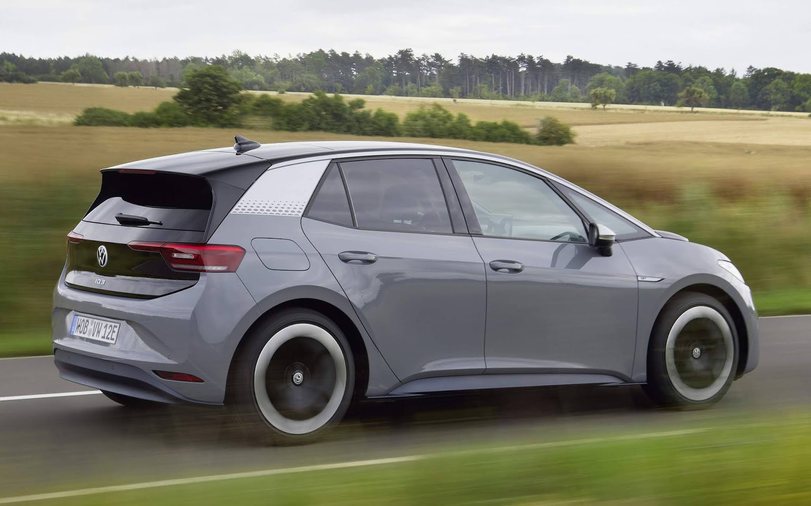 Volkswagen ID3 elétrico: fotos e especificações oficiais