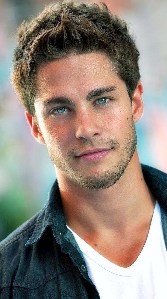 VJBrendan.com: Happy 30th Birthday to Dean Geyer!