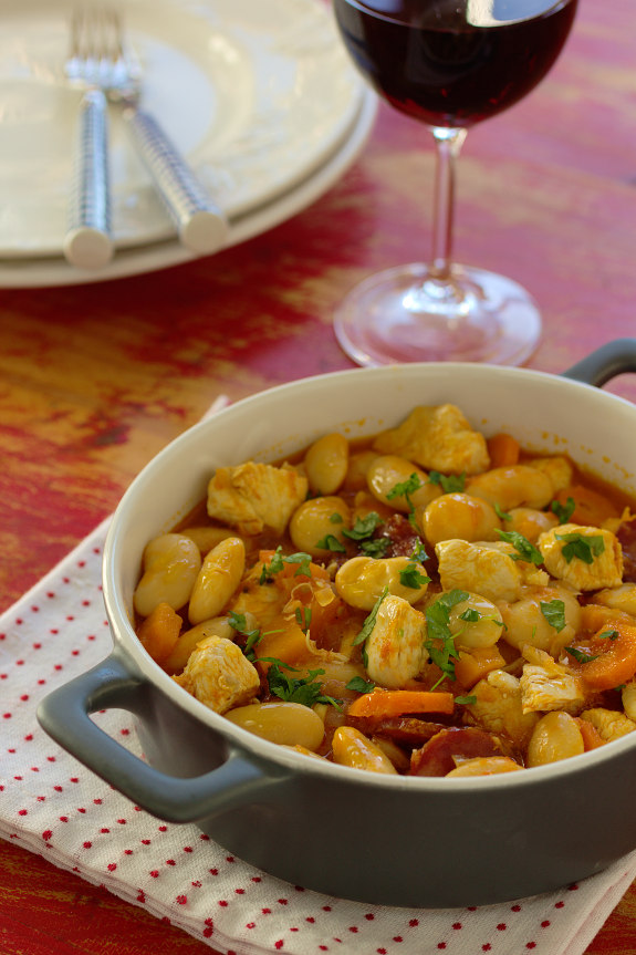 Cinco Quartos de Laranja: Guisado de frango com feijoca