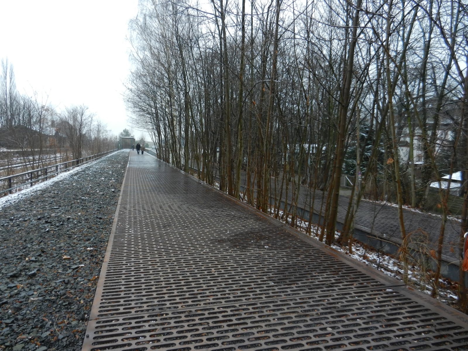 Devoir de mémoire à Berlin: Der Gleis 17 am Bahnhof Grunewald : Le quai ...