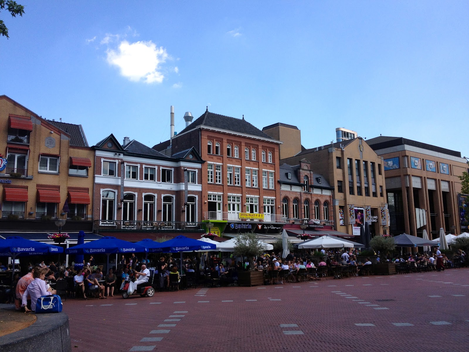 Andy & Susy's travel blog: Eindhoven, the city of lights, the Netherlands