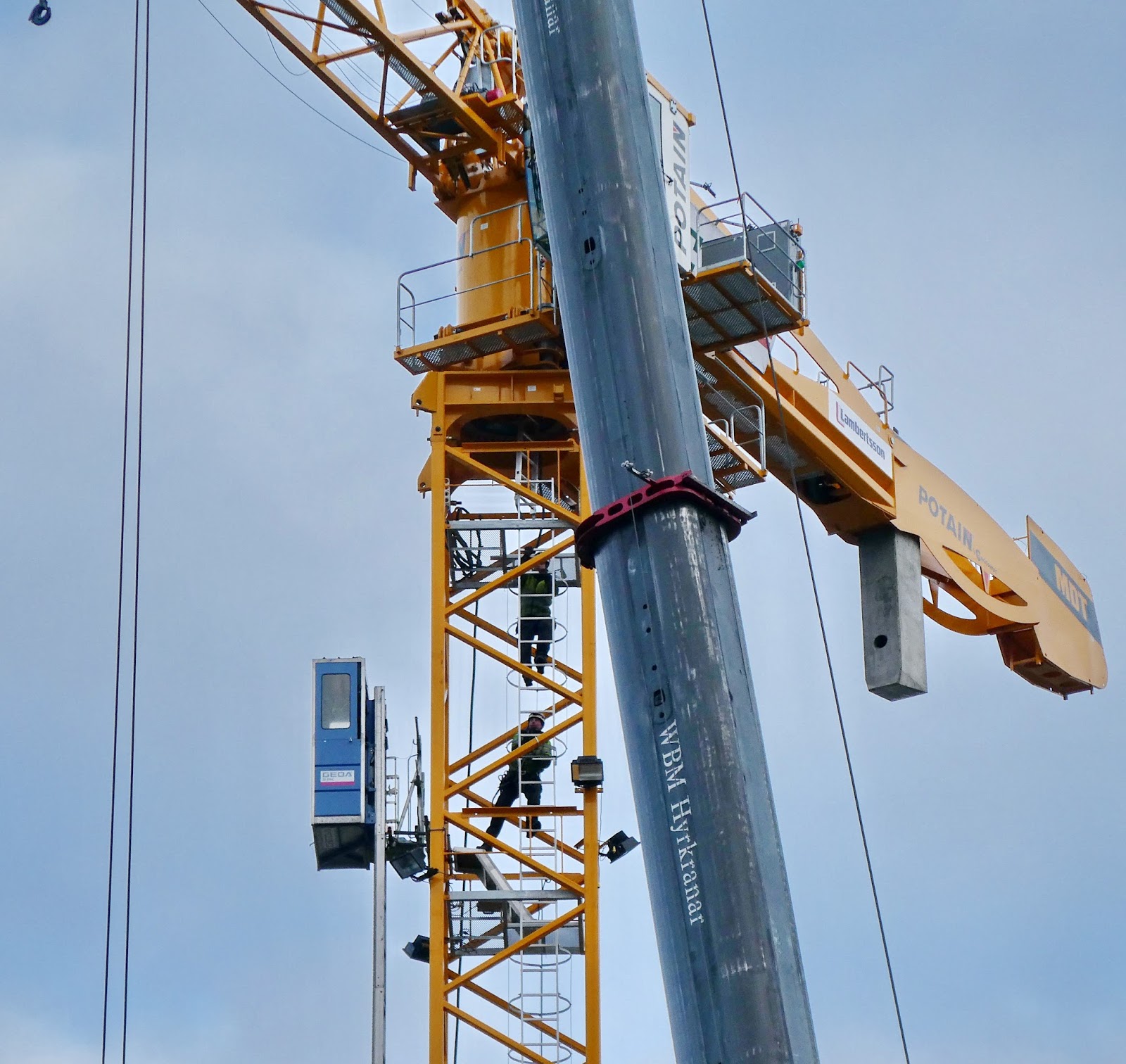Björnidets blogg: Vi bygger en lyftkran