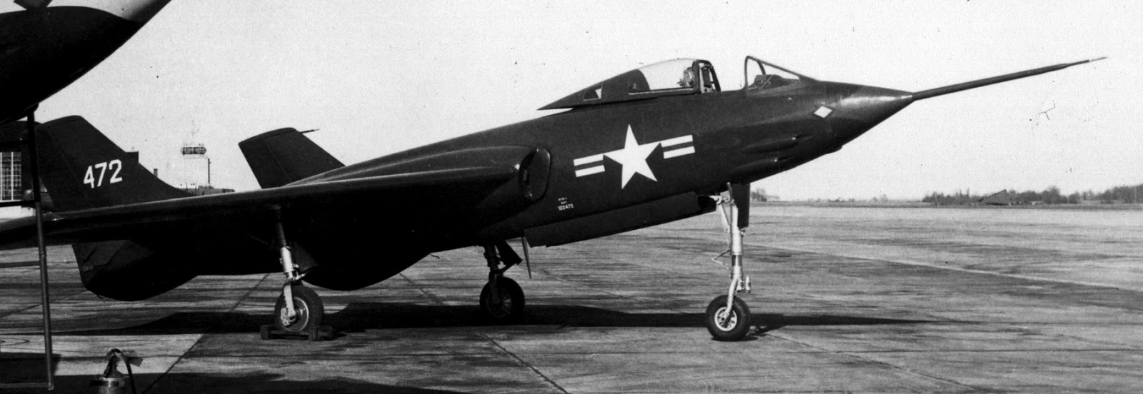 U.S. Navy Aircraft History: The Last Flight of Vought's XF7U-1 Cutlass ...