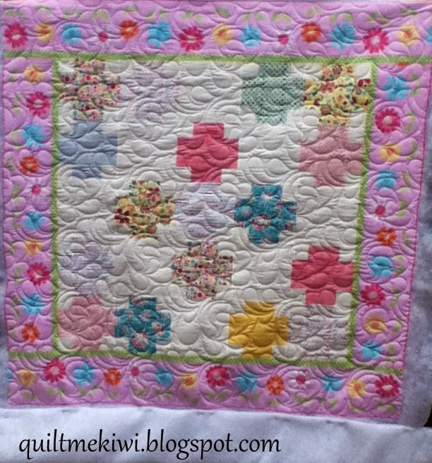 quiltmekiwi: Custom quilting and all over quilting designs.