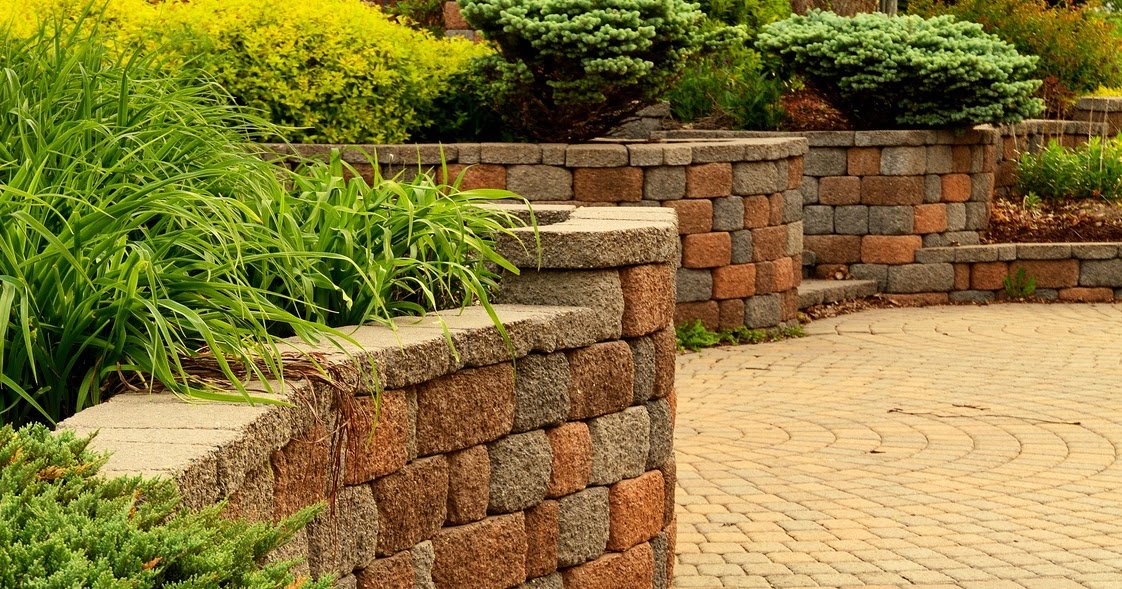 Dixon Landscape Materials: Stylish Elegance Of Brick Retaining Walls