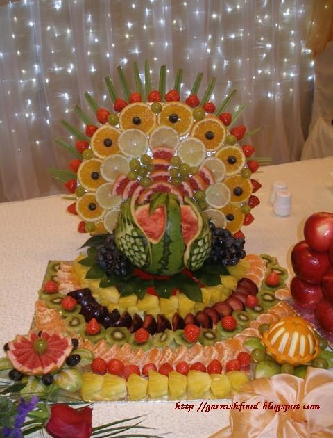 GarnishFoodBlog - Fruit Carving Arrangements and Food Garnishes ...