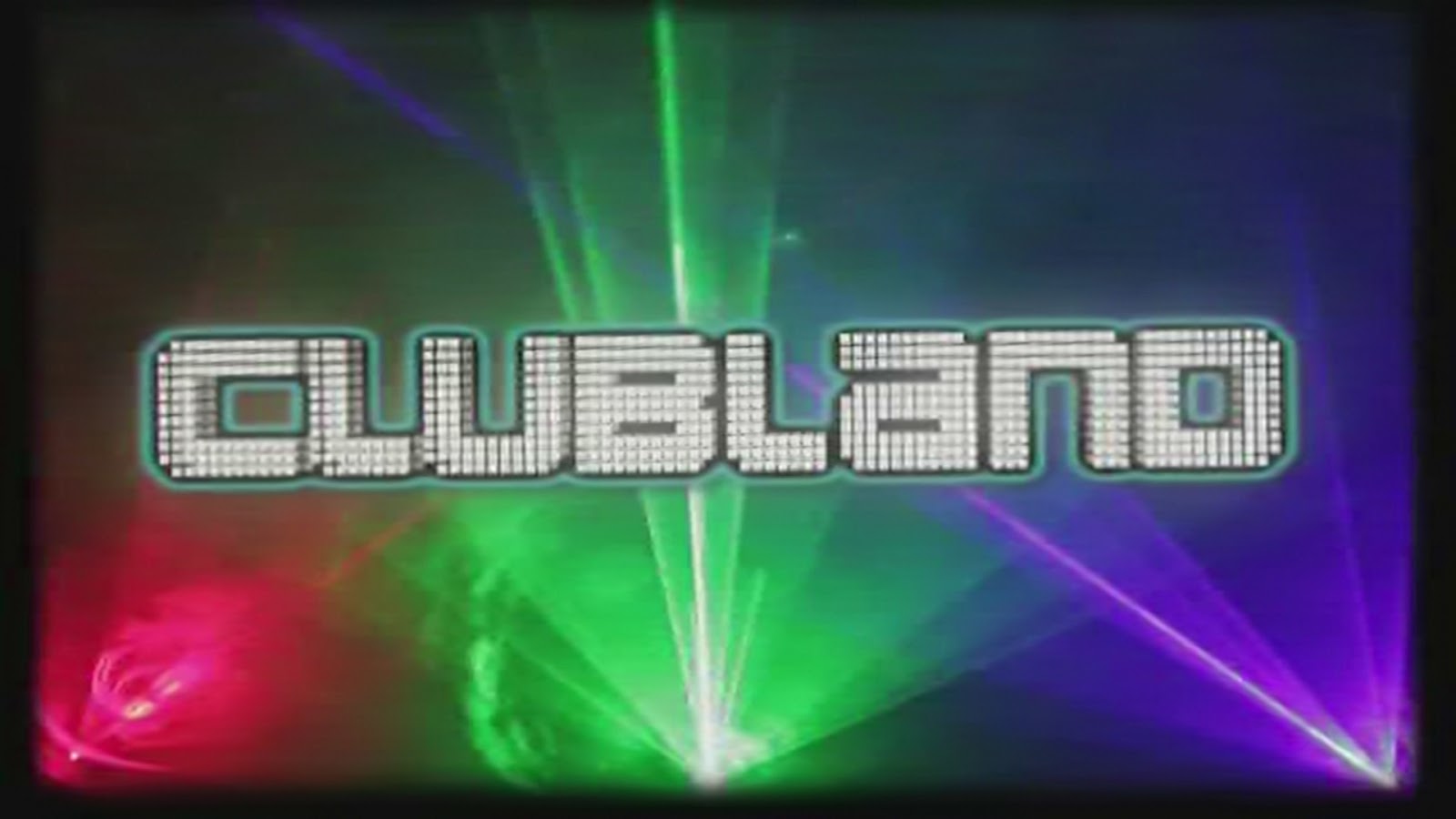 Clubland: Χορεύοντας επίμονα 90s…