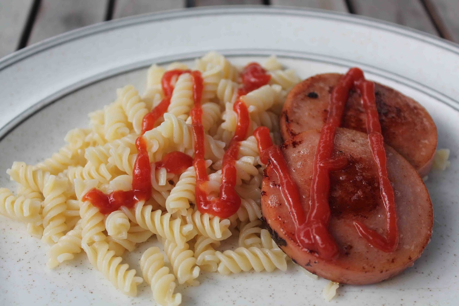 Få lite Matro: Makaronskruvar