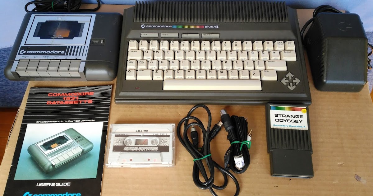 Retro Ordenadores Orty: Commodore Plus/4 (1984)