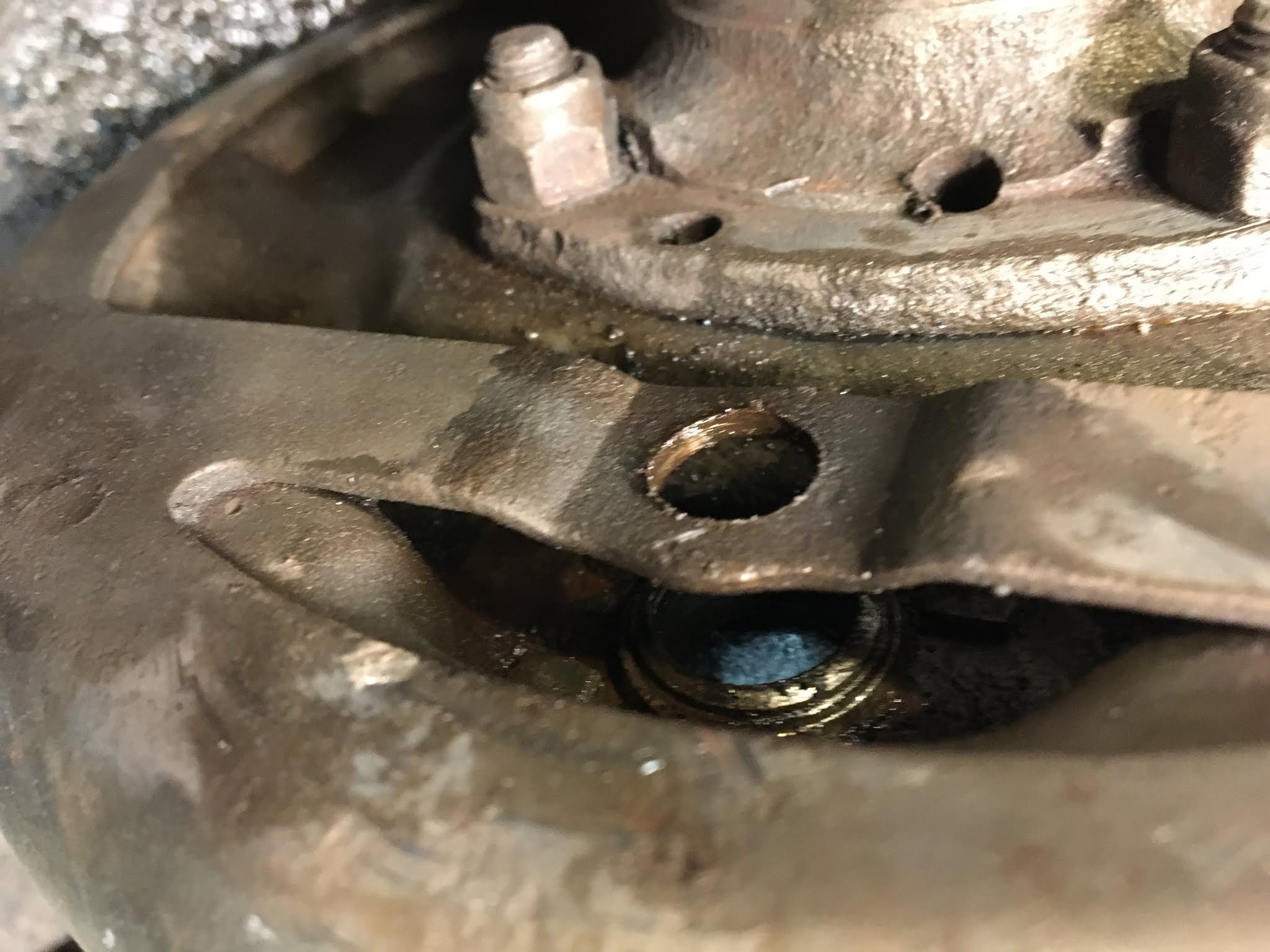 MG Midget 1965 MKII Restoration Project: Rear Brakes and Axle