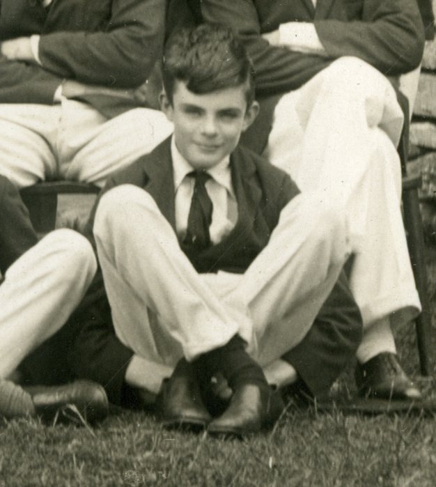 Alan Turning Bio and image ~ One-Magazines